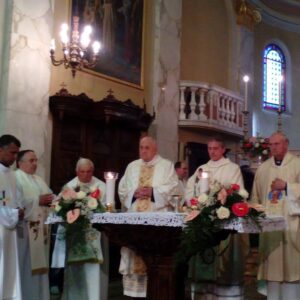 Il vescovo Viola celebra i 65 anni da sacerdote di don Aldo Tacchino ...