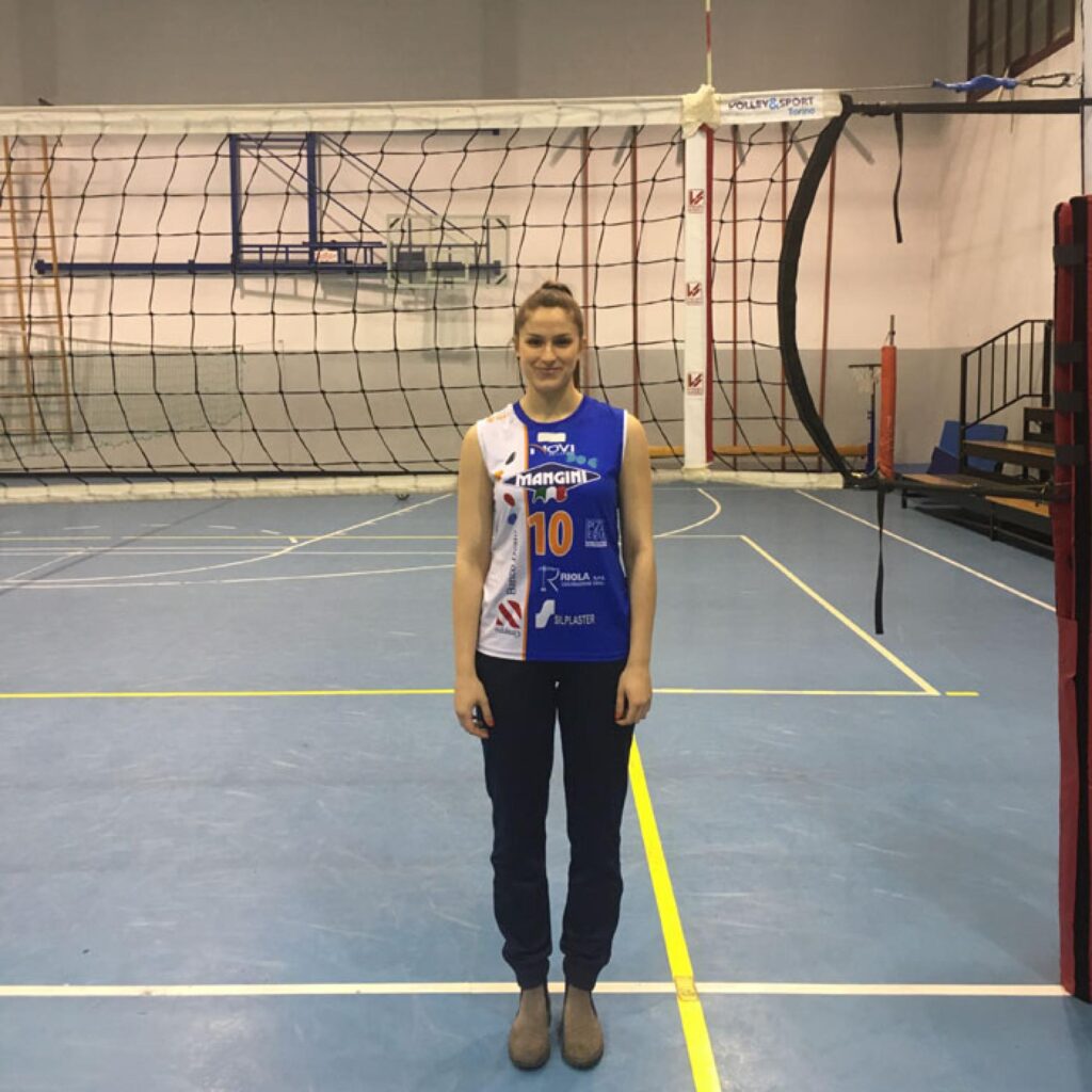 Francesca: "la pallavolo: una rete che unisce" - NoviOnline