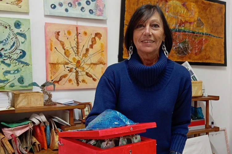 Anna Gatto: alla Giornata del contemporaneo con il libro d'artista ...
